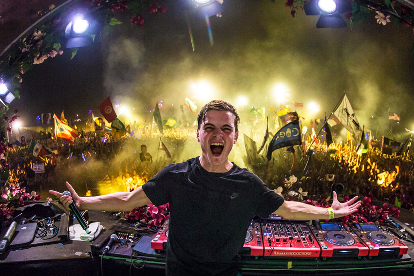 Top 100 DJs Documentary Premiere | Pulse.