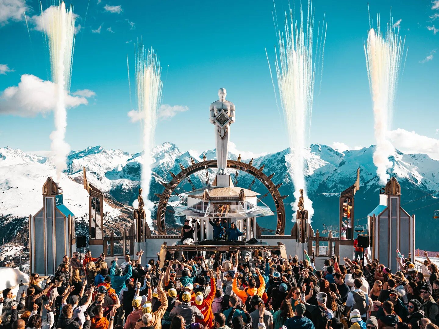 Tomorrowland Winter 2025 Streaming Live | Pulse.